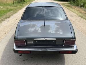 Серый Ягуар XJ 40 1989 в Каунас, объемом двигателя 3.98 л и пробегом 205 тыс. км за 3550 €, фото 6 на AUTOMOTO.COM.LV