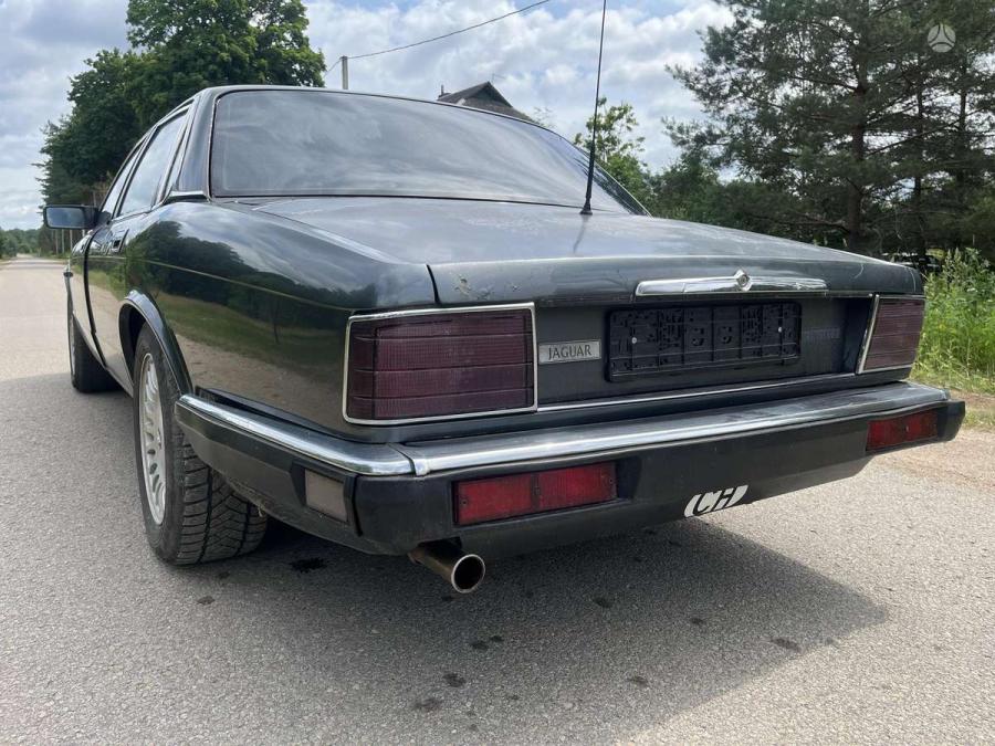 Серый Ягуар XJ 40 1989 в Каунас, объемом двигателя 3.98 л и пробегом 205 тыс. км за 3550 €, фото 13 на AUTOMOTO.COM.LV