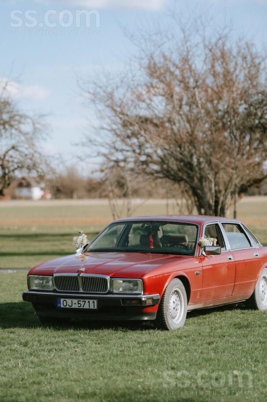 Красный Ягуар XJ 40 1988 в Екабпилс, объемом двигателя 3.60 л и пробегом 166 тыс. км за 5000 €, фото 5 на AUTOMOTO.COM.LV