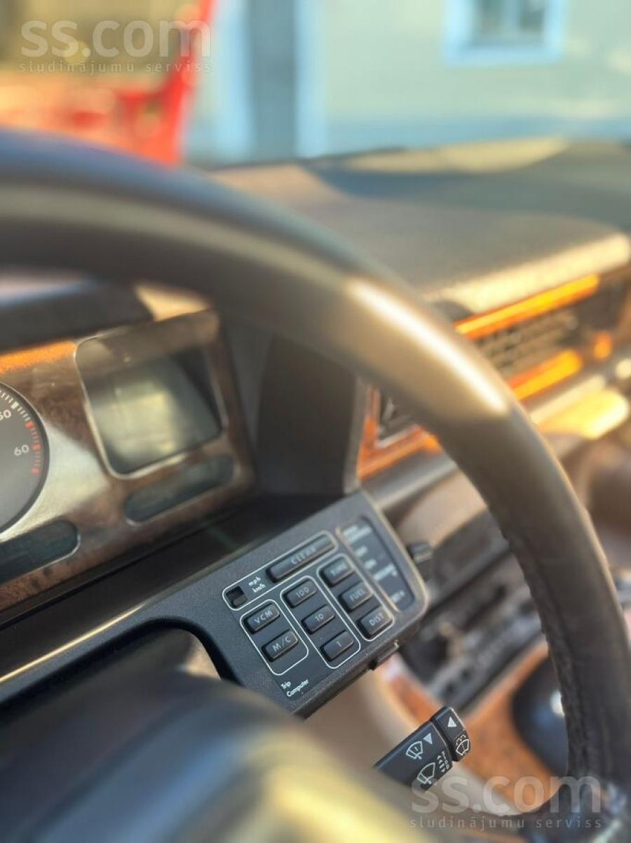 Красный Ягуар XJ 40 1988 в Екабпилс, объемом двигателя 3.60 л и пробегом 166 тыс. км за 5000 €, фото 12 на AUTOMOTO.COM.LV