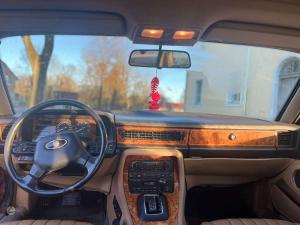 Sarkans Jaguar XJ 40 1988 Jēkabpils, ar dzinēja tilpumu 3.59 L un nobraukumu 165 tūkst. km par 4500 €, foto 9 vietnē AUTOMOTO.COM.LV