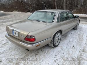Beige Jaguar XJ 1999 in Tallinn, with an engine capacity of 4.00 L and mileage of 0 thousand km for 6000 €, photo 4 on AUTOMOTO.COM.LV