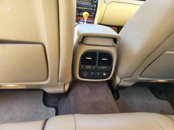 Melns Jaguar XJ 2008 Kauņa, ar dzinēja tilpumu 2.97 L un nobraukumu 232 tūkst. km par 9700 €, foto 11 vietnē AUTOMOTO.COM.LV