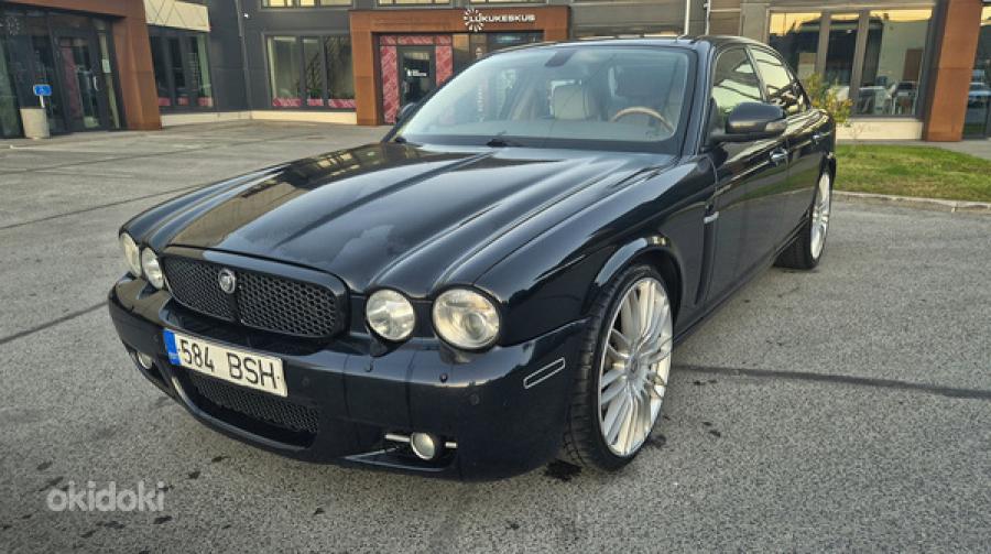 Melns Jaguar XJ 2008 Tallina, ar dzinēja tilpumu 2.70 L un nobraukumu 330 tūkst. km par 9000 €, foto 3 vietnē AUTOMOTO.COM.LV