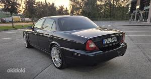 Melns Jaguar XJ 2008 Tallina, ar dzinēja tilpumu 2.70 L un nobraukumu 330 tūkst. km par 9000 €, foto 8 vietnē AUTOMOTO.COM.LV