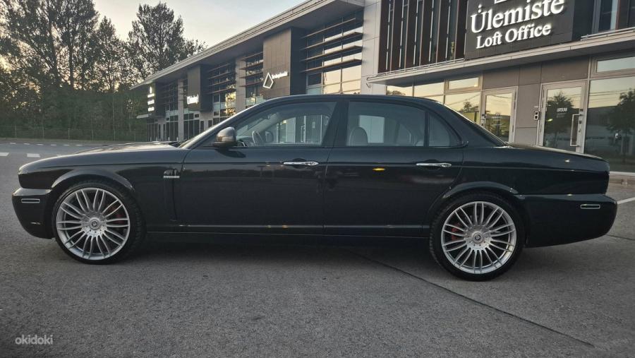 Melns Jaguar XJ 2008 Tallina, ar dzinēja tilpumu 2.70 L un nobraukumu 330 tūkst. km par 9000 €, foto 13 vietnē AUTOMOTO.COM.LV