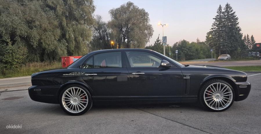 Melns Jaguar XJ 2008 Tallina, ar dzinēja tilpumu 2.70 L un nobraukumu 330 tūkst. km par 9000 €, foto 15 vietnē AUTOMOTO.COM.LV