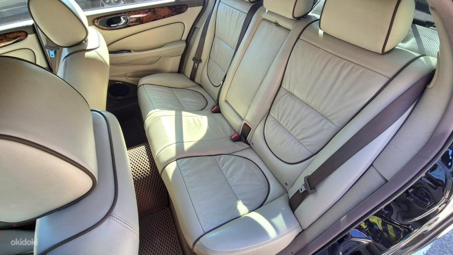 Melns Jaguar XJ 2008 Tallina, ar dzinēja tilpumu 2.70 L un nobraukumu 330 tūkst. km par 9000 €, foto 19 vietnē AUTOMOTO.COM.LV
