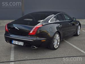 Melns Jaguar XJ 2010 Rīga, ar dzinēja tilpumu 3.00 L un nobraukumu 317 tūkst. km par 10600 €, foto 6 vietnē AUTOMOTO.COM.LV