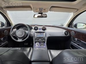 Melns Jaguar XJ 2010 Rīga, ar dzinēja tilpumu 3.00 L un nobraukumu 317 tūkst. km par 10600 €, foto 12 vietnē AUTOMOTO.COM.LV