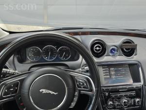 Melns Jaguar XJ 2010 Rīga, ar dzinēja tilpumu 3.00 L un nobraukumu 317 tūkst. km par 10600 €, foto 15 vietnē AUTOMOTO.COM.LV