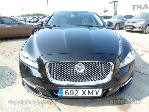 Black Jaguar XJ 2010 in Tartu, with an engine capacity of 3.00 L and mileage of 240 thousand km for 14550 €, photo 2 on AUTOMOTO.COM.LV