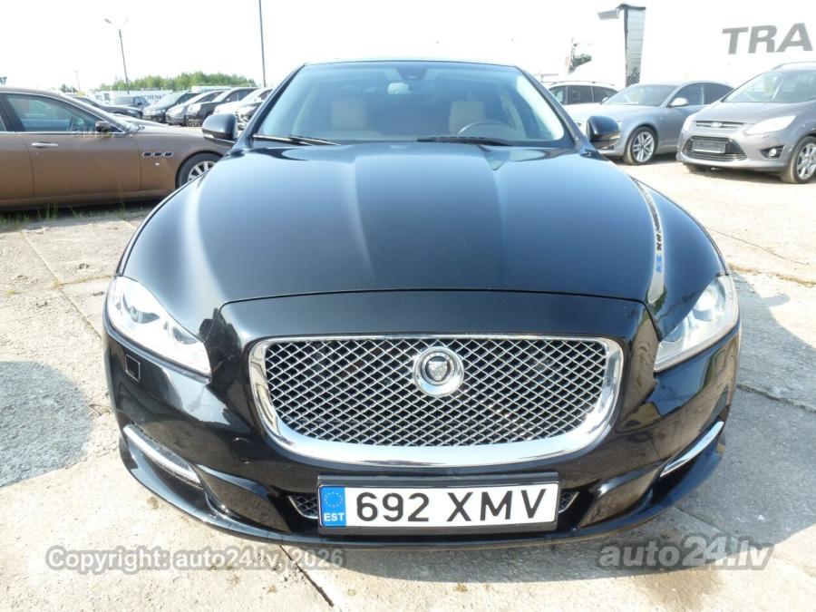 Melns Jaguar XJ 2010 Tartu, ar dzinēja tilpumu 3.00 L un nobraukumu 240 tūkst. km par 14550 €, foto 3 vietnē AUTOMOTO.COM.LV