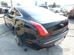 Melns Jaguar XJ 2010 Tartu, ar dzinēja tilpumu 3.00 L un nobraukumu 240 tūkst. km par 14550 €, foto 8 vietnē AUTOMOTO.COM.LV