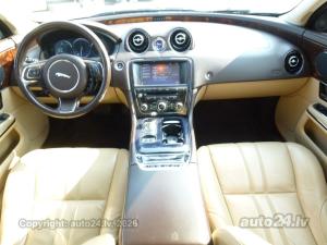 Melns Jaguar XJ 2010 Tartu, ar dzinēja tilpumu 3.00 L un nobraukumu 240 tūkst. km par 14550 €, foto 10 vietnē AUTOMOTO.COM.LV
