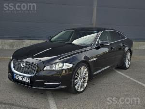 Melns Jaguar XJ 2010 Rīga, ar dzinēja tilpumu 3.00 L un nobraukumu 319 tūkst. km par 9750 €, foto  vietnē AUTOMOTO.COM.LV
