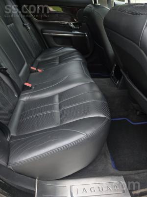Melns Jaguar XJ 2010 Rīga, ar dzinēja tilpumu 3.00 L un nobraukumu 319 tūkst. km par 9750 €, foto 18 vietnē AUTOMOTO.COM.LV
