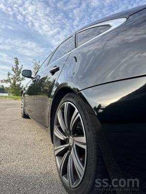 Melns Jaguar XJ 2011 Rīga, ar dzinēja tilpumu 3.00 L un nobraukumu 220 tūkst. km par 14500 €, foto 25 vietnē AUTOMOTO.COM.LV