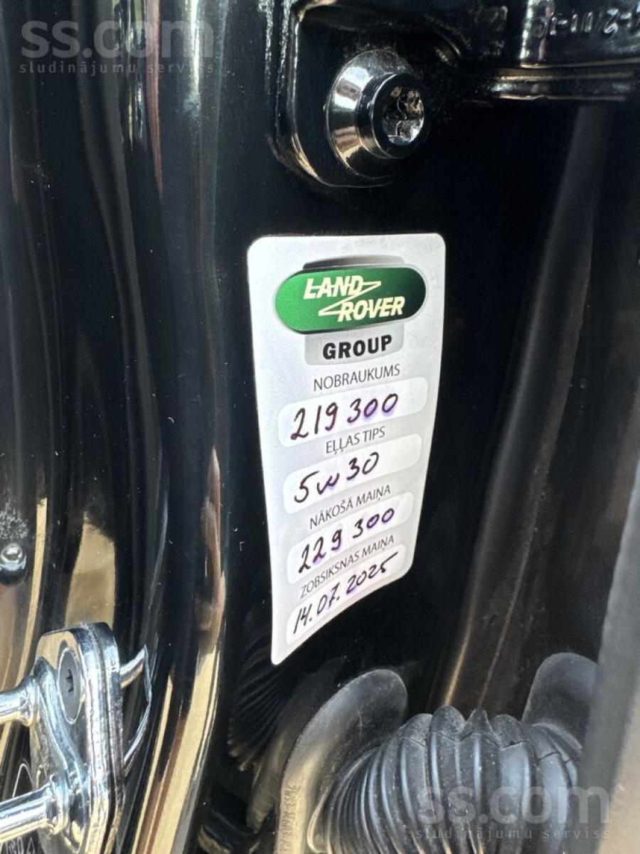Melns Jaguar XJ 2011 Rīga, ar dzinēja tilpumu 3.00 L un nobraukumu 220 tūkst. km par 14500 €, foto 26 vietnē AUTOMOTO.COM.LV