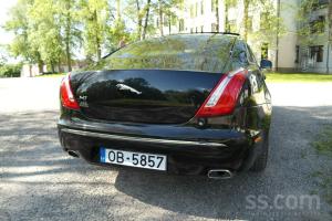 Black Jaguar XJ 2011 in Talsi, with an engine capacity of 3.00 L and mileage of 152 thousand km for 12500 €, photo 3 on AUTOMOTO.COM.LV