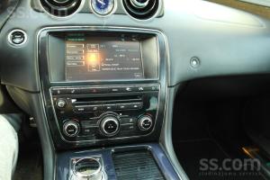 Black Jaguar XJ 2011 in Talsi, with an engine capacity of 3.00 L and mileage of 152 thousand km for 12500 €, photo 16 on AUTOMOTO.COM.LV