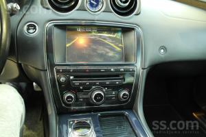 Black Jaguar XJ 2011 in Talsi, with an engine capacity of 3.00 L and mileage of 152 thousand km for 12500 €, photo 17 on AUTOMOTO.COM.LV