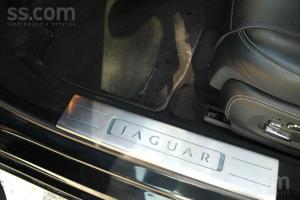Black Jaguar XJ 2011 in Talsi, with an engine capacity of 3.00 L and mileage of 152 thousand km for 12500 €, photo 21 on AUTOMOTO.COM.LV