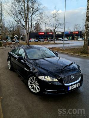 Black Jaguar XJ 2011 in Riga, with an engine capacity of 3.00 L and mileage of 262 thousand km for 8300 €, photo  on AUTOMOTO.COM.LV
