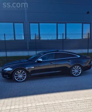 Melns Jaguar XJ 2012 Liepāja, ar dzinēja tilpumu 3.00 L un nobraukumu 226 tūkst. km par 11900 €, foto 4 vietnē AUTOMOTO.COM.LV
