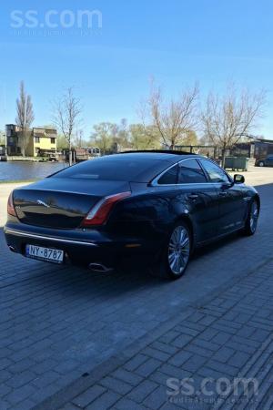 Melns Jaguar XJ 2012 Liepāja, ar dzinēja tilpumu 3.00 L un nobraukumu 226 tūkst. km par 11900 €, foto 7 vietnē AUTOMOTO.COM.LV