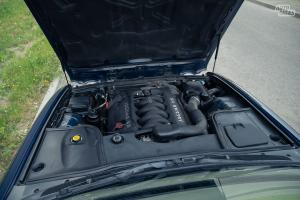 Blue Jaguar XJ 2001 in Vilnius, with an engine capacity of 3.20 L and mileage of 185 thousand km for 6200 €, photo 19 on AUTOMOTO.COM.LV