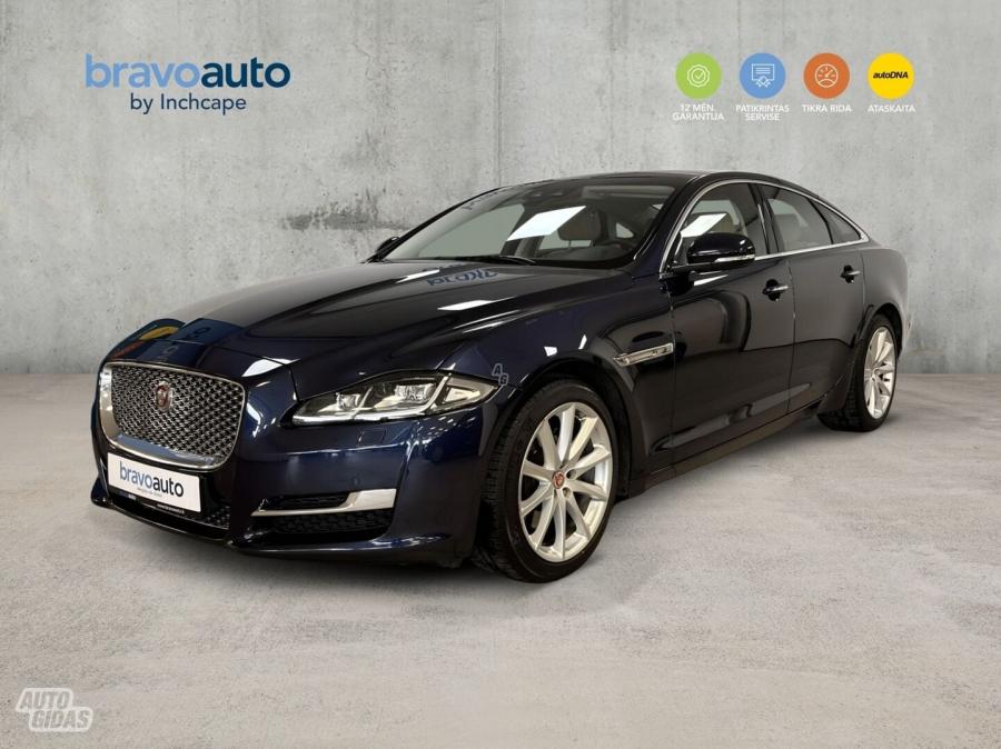 Zils Jaguar XJ 2017 Viļņa, ar dzinēja tilpumu 3.00 L un nobraukumu 79 tūkst. km par 19900 €, foto 1 vietnē AUTOMOTO.COM.LV