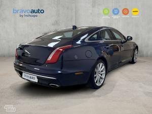 Zils Jaguar XJ 2017 Viļņa, ar dzinēja tilpumu 3.00 L un nobraukumu 79 tūkst. km par 19900 €, foto 5 vietnē AUTOMOTO.COM.LV
