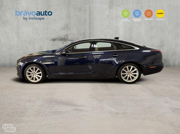 Zils Jaguar XJ 2017 Viļņa, ar dzinēja tilpumu 3.00 L un nobraukumu 79 tūkst. km par 19000 €, foto 2 vietnē AUTOMOTO.COM.LV