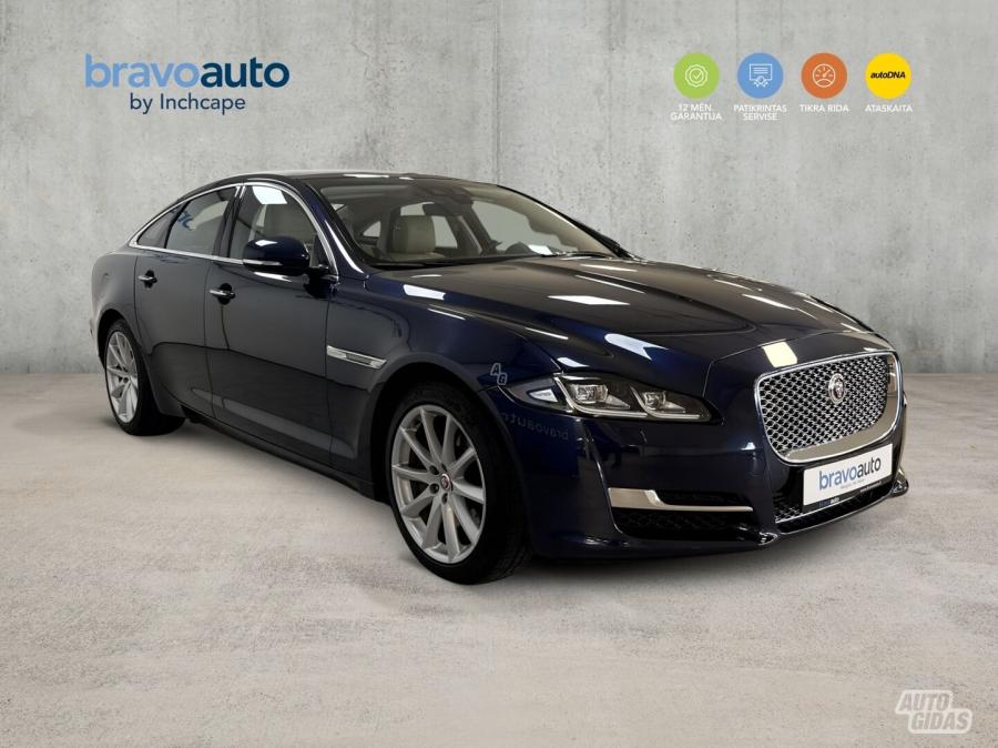 Zils Jaguar XJ 2017 Viļņa, ar dzinēja tilpumu 3.00 L un nobraukumu 79 tūkst. km par 19000 €, foto 7 vietnē AUTOMOTO.COM.LV