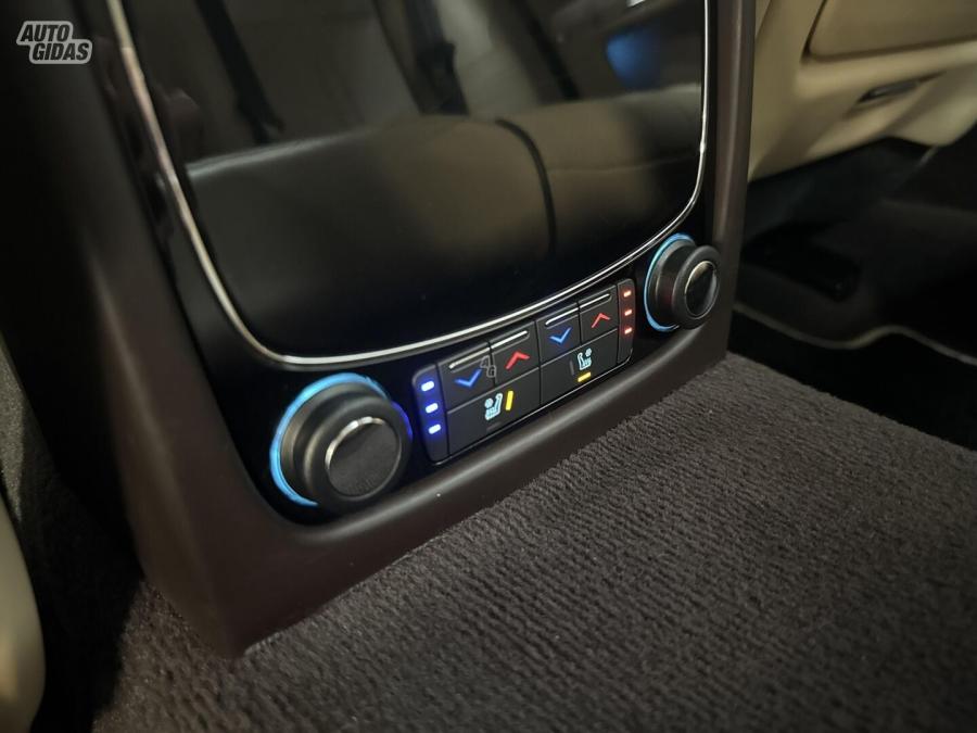 Zils Jaguar XJ 2017 Viļņa, ar dzinēja tilpumu 3.00 L un nobraukumu 79 tūkst. km par 19000 €, foto 24 vietnē AUTOMOTO.COM.LV
