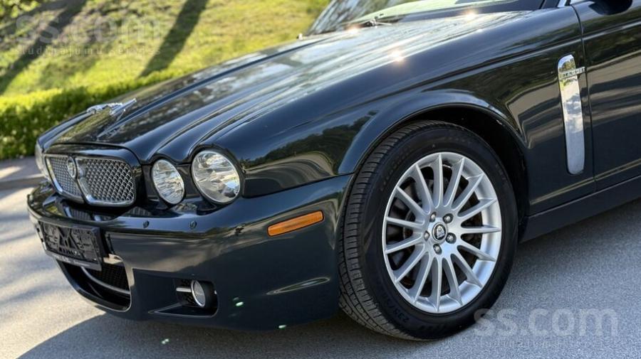 Zaļš Jaguar XJ 2007 Jūrmala, ar dzinēja tilpumu 2.70 L un nobraukumu 0 tūkst. km par 8950 €, foto 7 vietnē AUTOMOTO.COM.LV