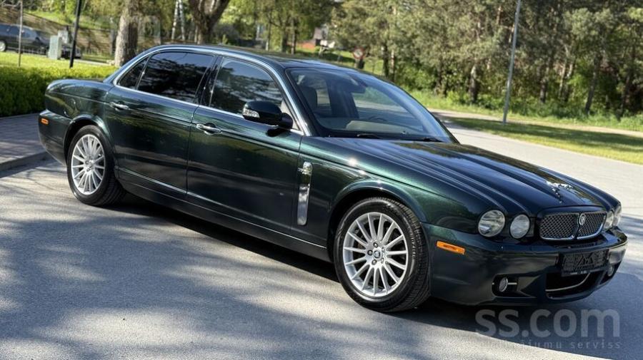 Zaļš Jaguar XJ 2007 Jūrmala, ar dzinēja tilpumu 2.70 L un nobraukumu 0 tūkst. km par 8950 €, foto 10 vietnē AUTOMOTO.COM.LV