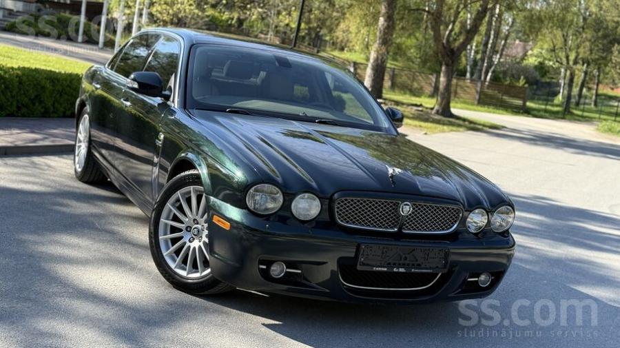Zaļš Jaguar XJ 2007 Jūrmala, ar dzinēja tilpumu 2.70 L un nobraukumu 0 tūkst. km par 8950 €, foto 14 vietnē AUTOMOTO.COM.LV