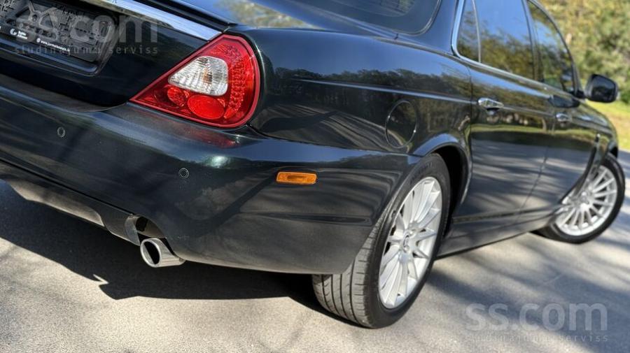 Zaļš Jaguar XJ 2007 Jūrmala, ar dzinēja tilpumu 2.70 L un nobraukumu 0 tūkst. km par 8950 €, foto 21 vietnē AUTOMOTO.COM.LV