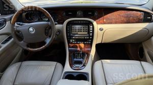Zaļš Jaguar XJ 2007 Jūrmala, ar dzinēja tilpumu 2.70 L un nobraukumu 0 tūkst. km par 8950 €, foto 28 vietnē AUTOMOTO.COM.LV