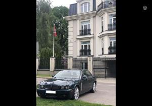 Zaļš Jaguar XJ 2007 Viļņa, ar dzinēja tilpumu 2.72 L un nobraukumu 333 tūkst. km par 7500 €, foto 3 vietnē AUTOMOTO.COM.LV