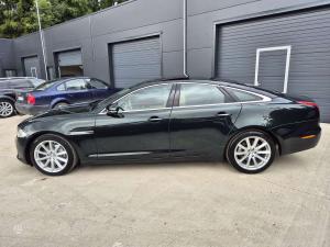 Zaļš Jaguar XJ 2010 Utena, ar dzinēja tilpumu 2.99 L un nobraukumu 194 tūkst. km par 7990 €, foto 6 vietnē AUTOMOTO.COM.LV