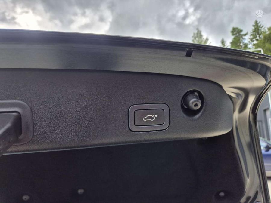 Zaļš Jaguar XJ 2010 Utena, ar dzinēja tilpumu 2.99 L un nobraukumu 194 tūkst. km par 7990 €, foto 22 vietnē AUTOMOTO.COM.LV