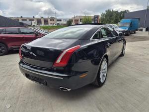 Zaļš Jaguar XJ 2010 Utena, ar dzinēja tilpumu 2.99 L un nobraukumu 194 tūkst. km par 7990 €, foto 28 vietnē AUTOMOTO.COM.LV