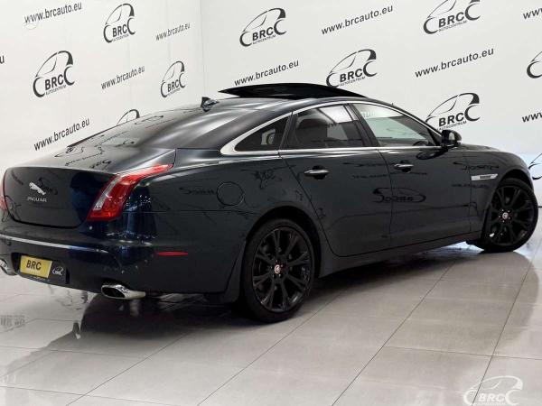 Zaļš Jaguar XJ 2014 Viļņa, ar dzinēja tilpumu 3.00 L un nobraukumu 153 tūkst. km par 9900 €, foto 3 vietnē AUTOMOTO.COM.LV