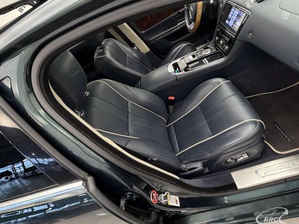 Zaļš Jaguar XJ 2014 Viļņa, ar dzinēja tilpumu 3.00 L un nobraukumu 153 tūkst. km par 9900 €, foto 6 vietnē AUTOMOTO.COM.LV