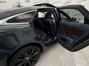 Green Jaguar XJ 2014 in Vilnius, with an engine capacity of 3.00 L and mileage of 153 thousand km for 9900 €, photo 17 on AUTOMOTO.COM.LV