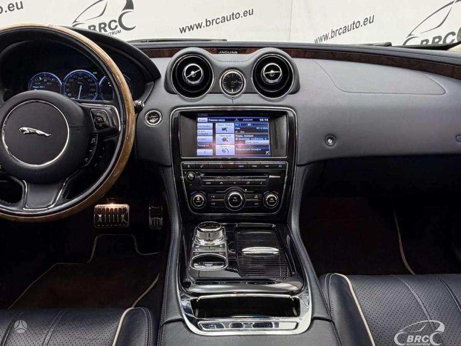 Green Jaguar XJ 2014 in Vilnius, with an engine capacity of 3.00 L and mileage of 153 thousand km for 9900 €, photo 20 on AUTOMOTO.COM.LV