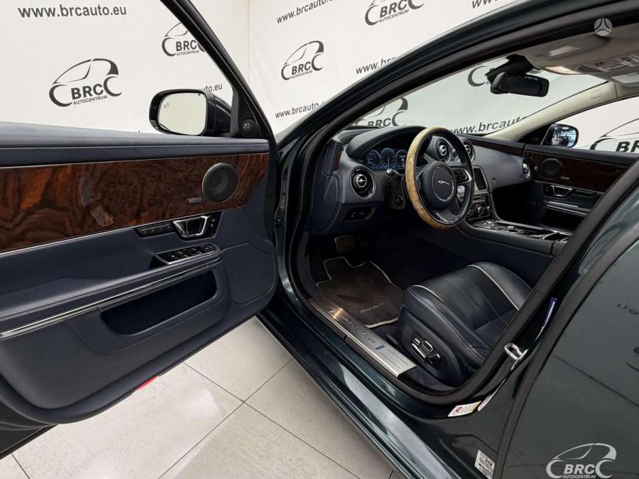 Green Jaguar XJ 2014 in Vilnius, with an engine capacity of 3.00 L and mileage of 153 thousand km for 9900 €, photo 25 on AUTOMOTO.COM.LV